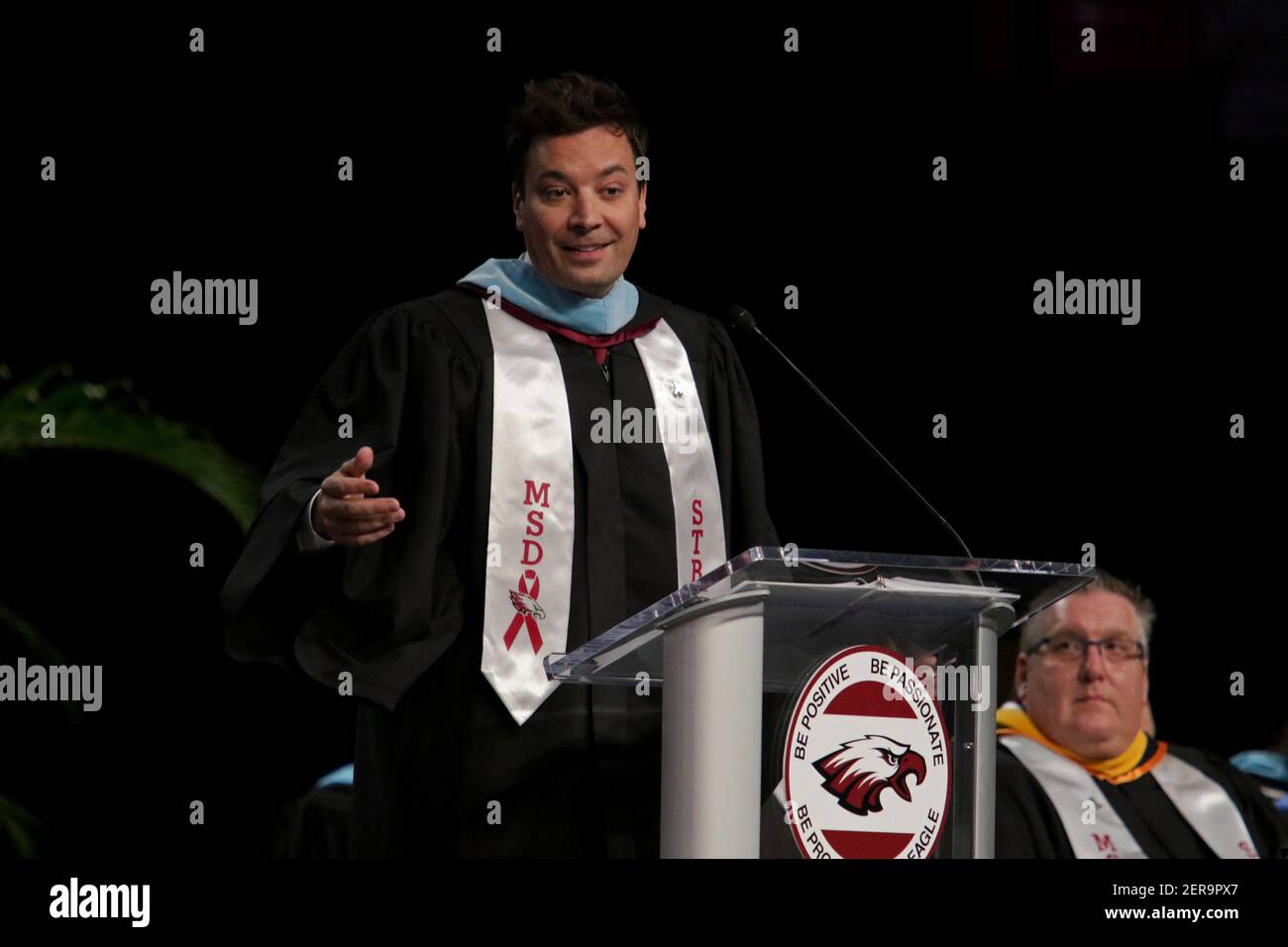 Jimmy Fallon gives a commencement speech to Marjory Stoneman Douglas ...