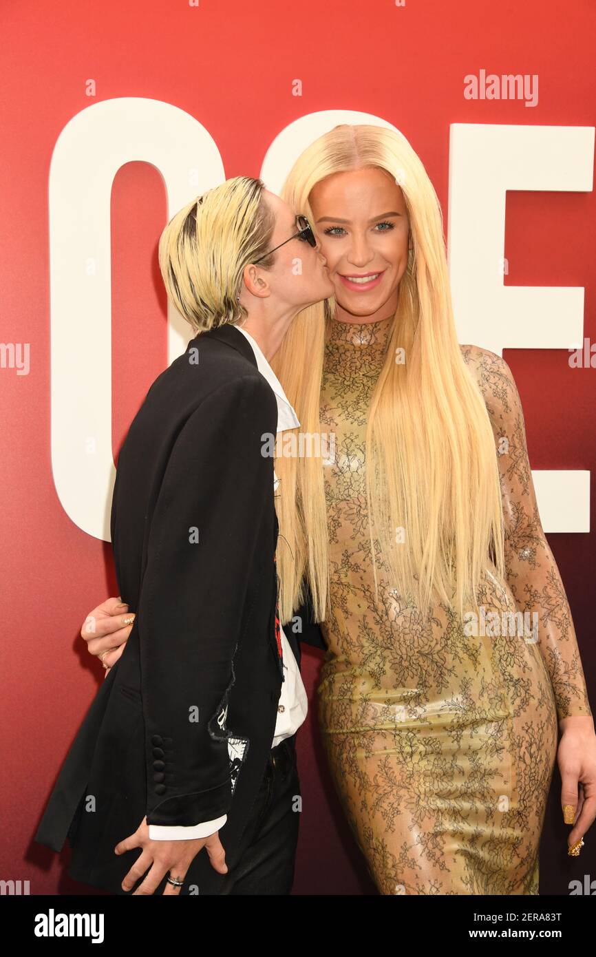 Nats Getty, Gigi Gorgeous arrives to the OCEANS 8 New York Premiere ...