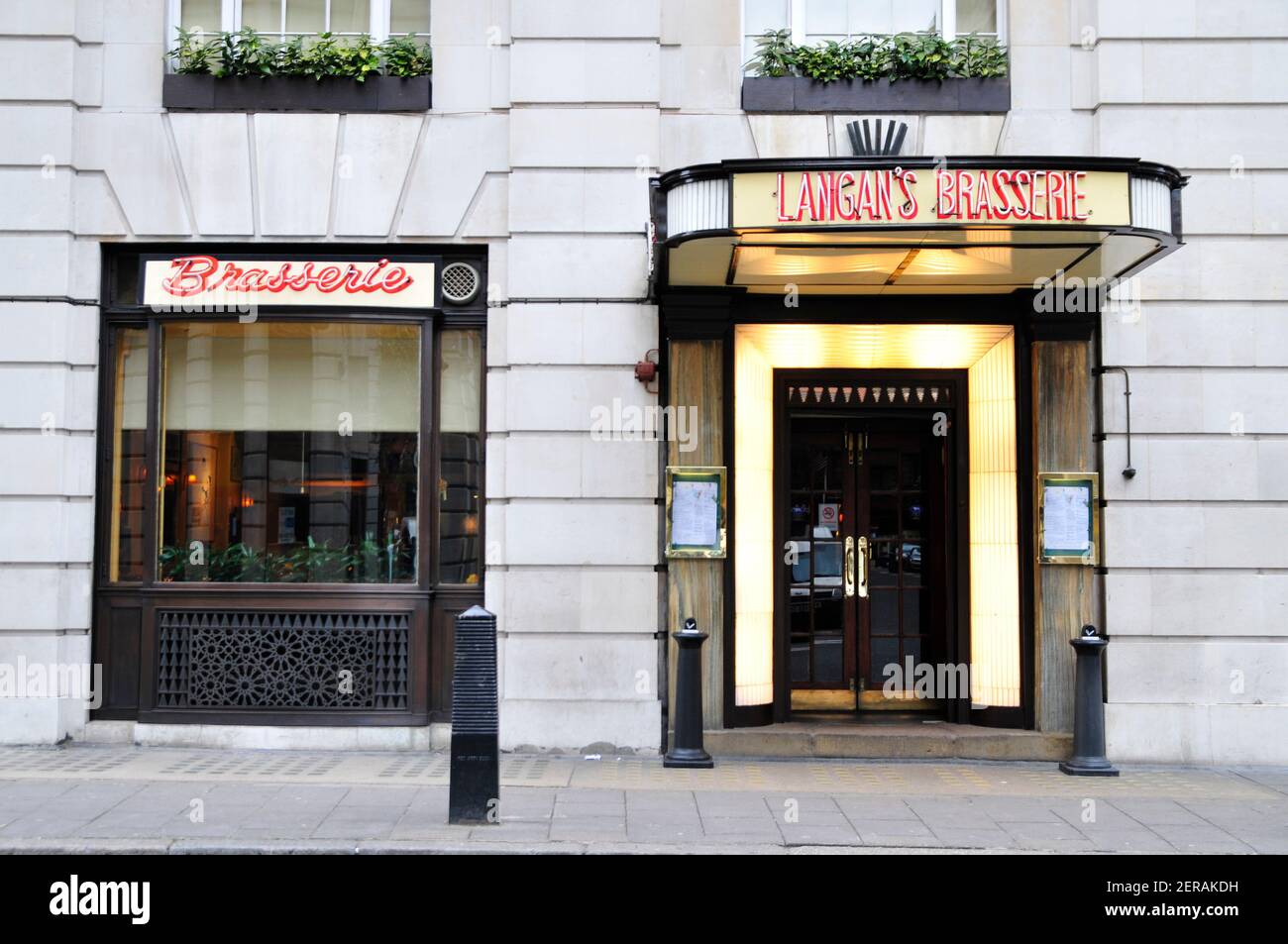 Langans hi-res stock photography and images - Alamy