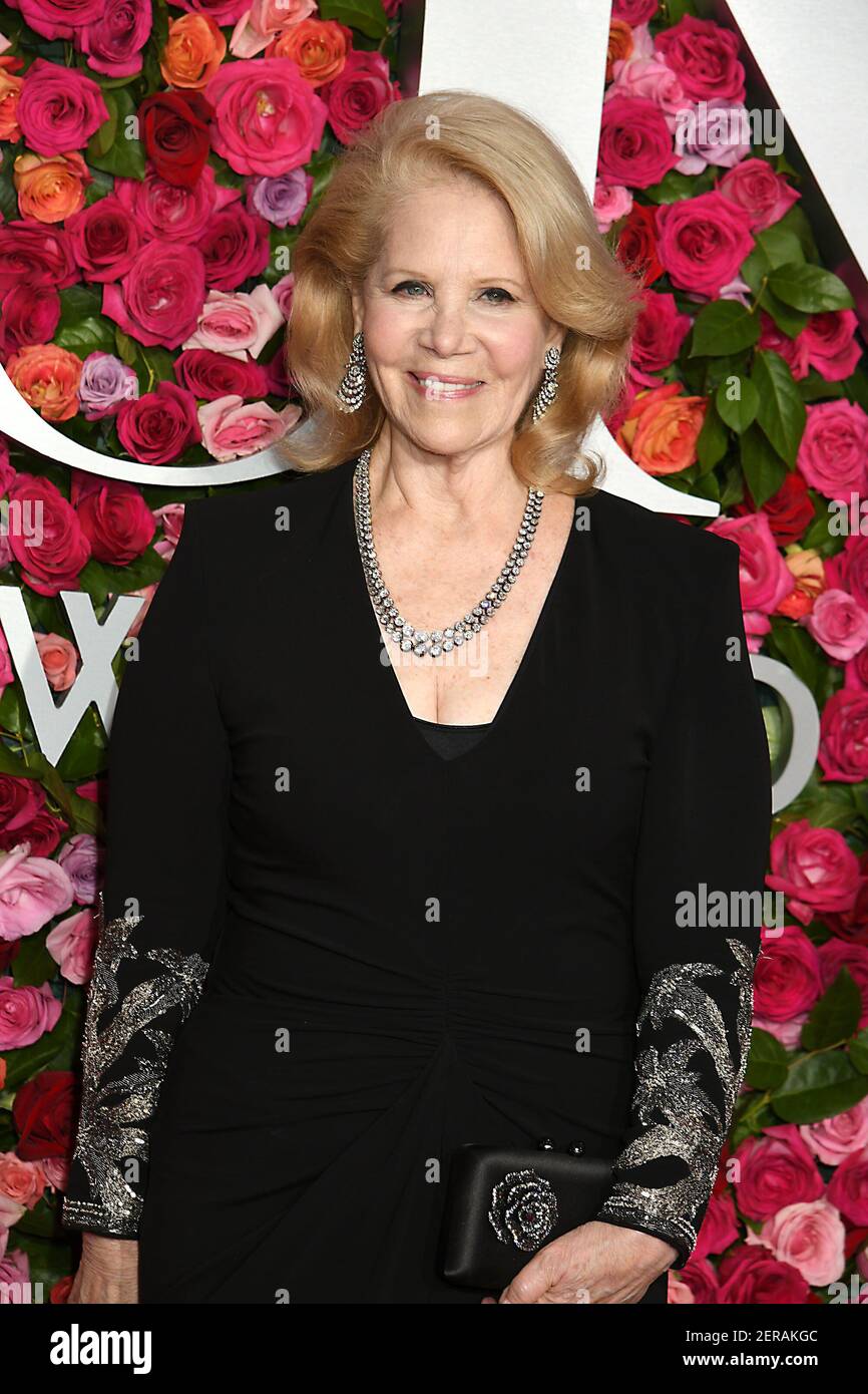 Daryl Roth arrives at The 72nd Annual Tony Awards on June 10, 2018 at ...