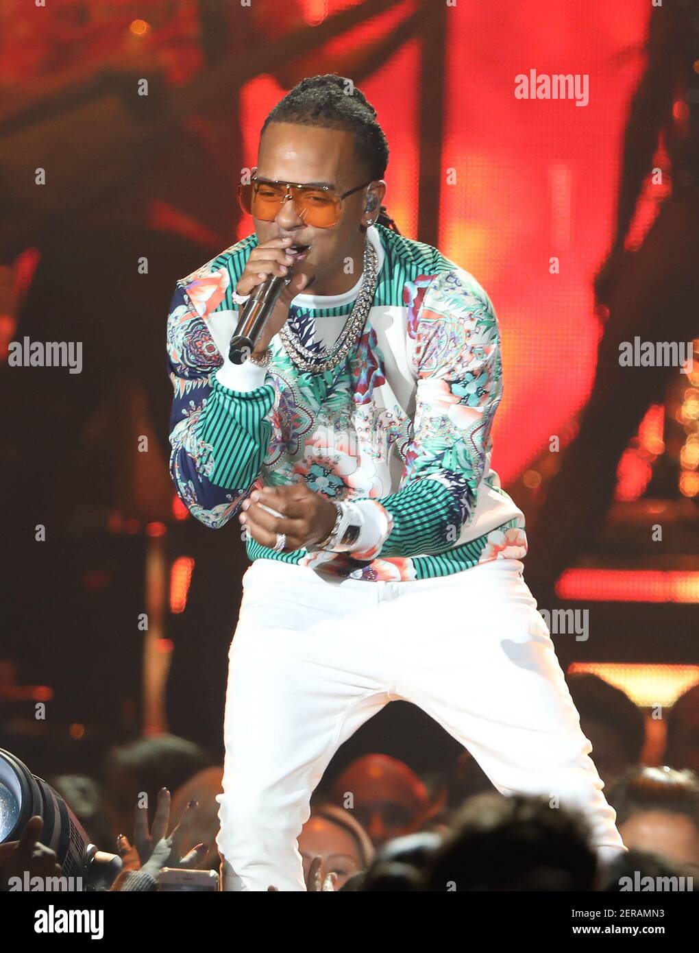 MIAMI, FL - JUNE 9: Ozuna is seen performing during the Mix Live ...