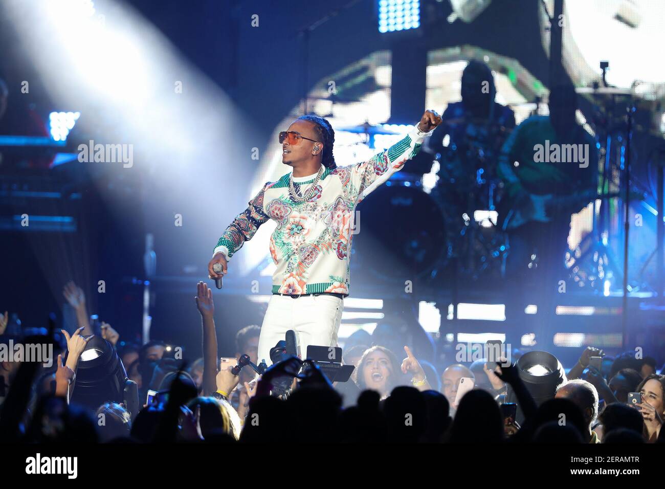 MIAMI, FL - JUNE 9: Ozuna is seen performing during the Mix Live ...