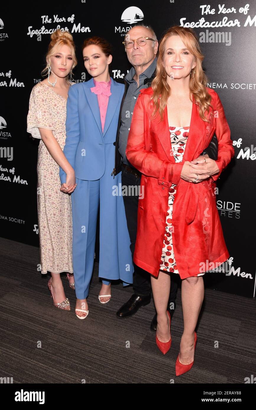 Madelyn Deutch, Zoey Deutch, Howard Deutch and Lea Thompson attend ...