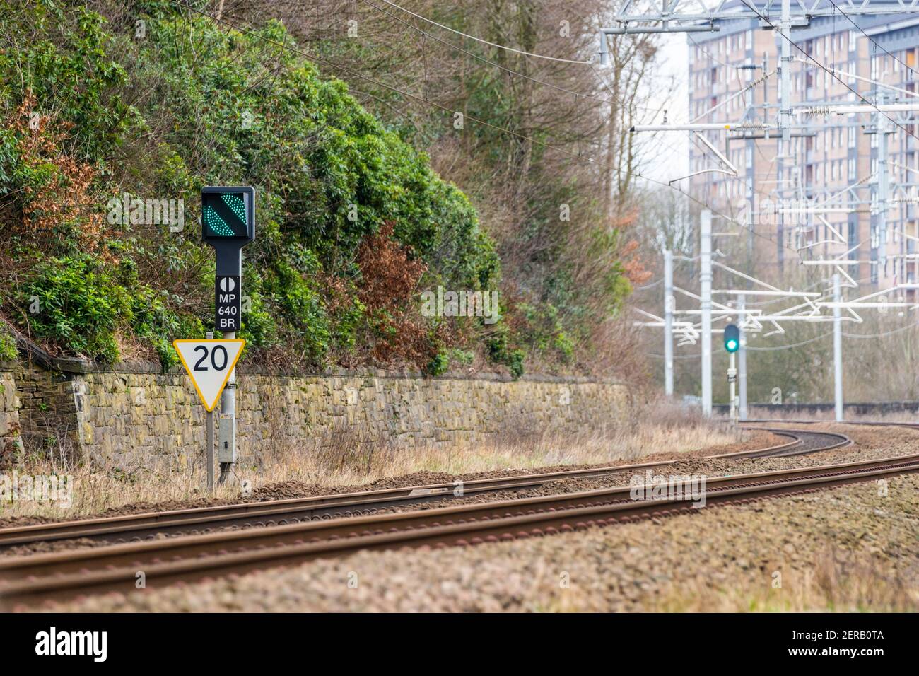 Green railway signal hi-res stock photography and images - Alamy