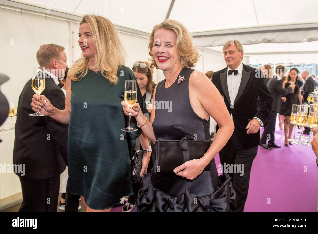 Princess Mabel and sister Nicoline Wisse Smit attending AmsterdamDiner ...