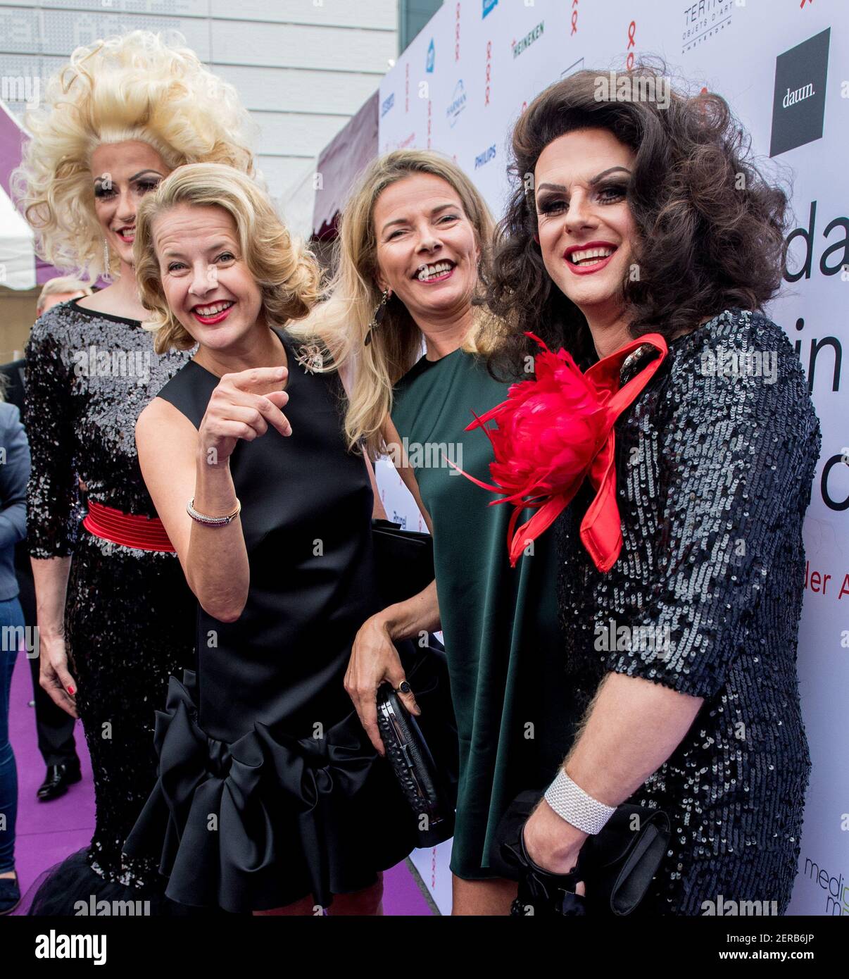 Princess Mabel and sister Nicoline Wisse Smit attending AmsterdamDiner ...