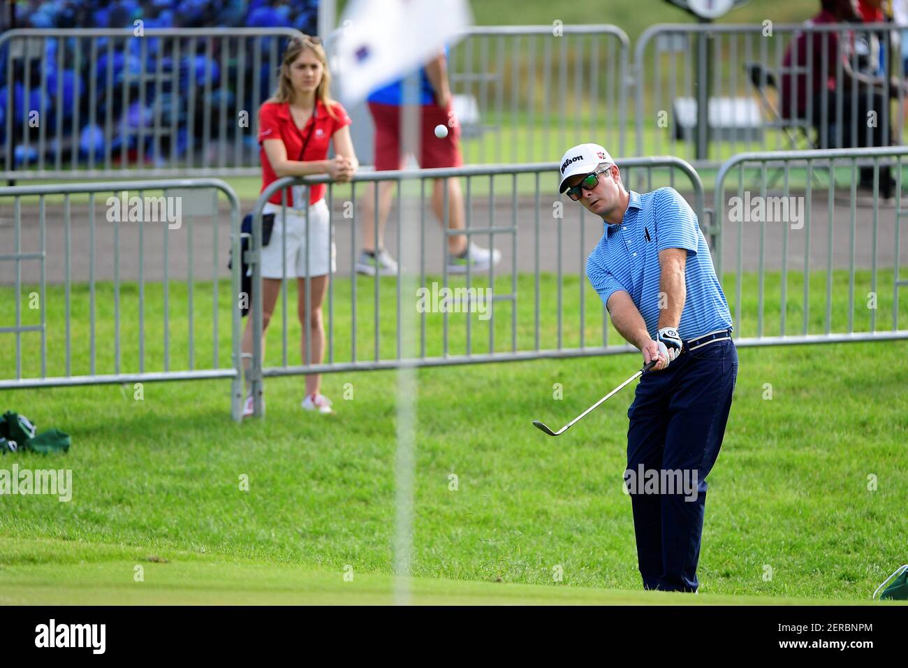 June 21, 2018: Kevin Streelman of the United States works on his chips ...
