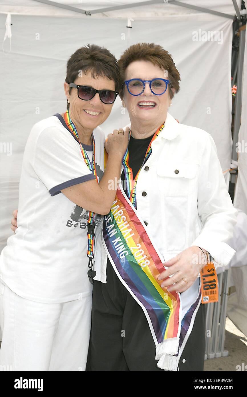 Grand Marshal Billie Jean King and girlfriend Ilana Kloss attend the ...