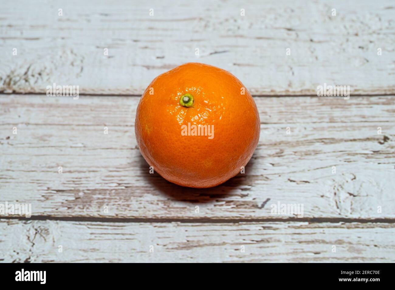 Mandarine, is a small citrus tree fruit. According to genetic studies ...