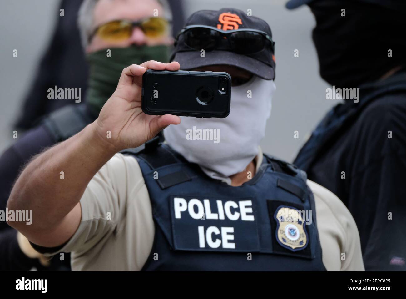 Federal agents move in to re-open the Immigration and Customs ...