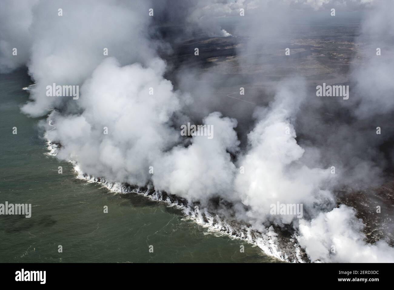 Pahoa, Hawaii - July 5th 2018 : The Kilauea Volcano east rift zone ...