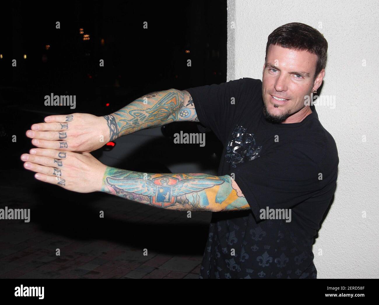 Vanilla Ice (Robert Matthew Van Winkle) 11-11-2008. Photo by JR Davis ...
