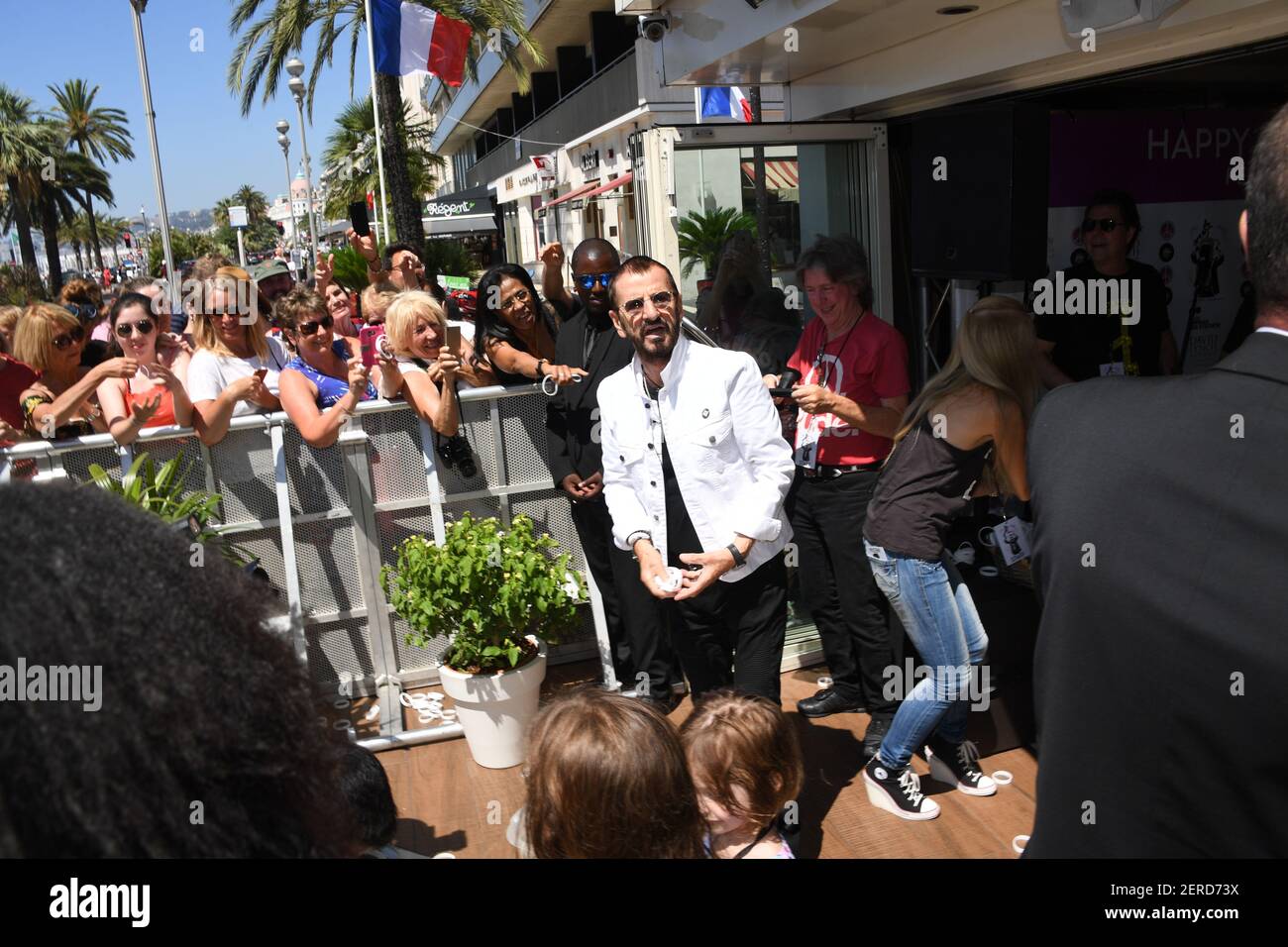 Ringo Starr vient feter son anniversaire au Hard Rock Cafe Nice ...