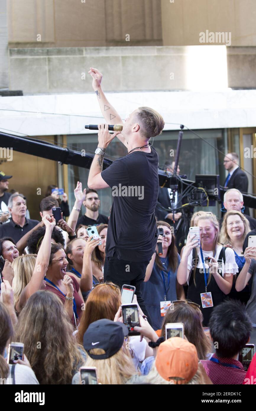Singer and lead vocalist of One Republic Ryan Tedder. Rockband ...