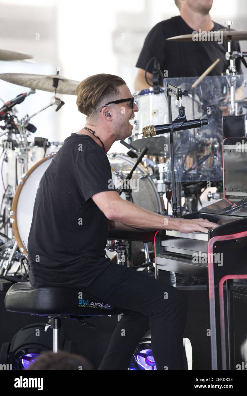 Singer and lead vocalist of One Republic Ryan Tedder. Rockband ...