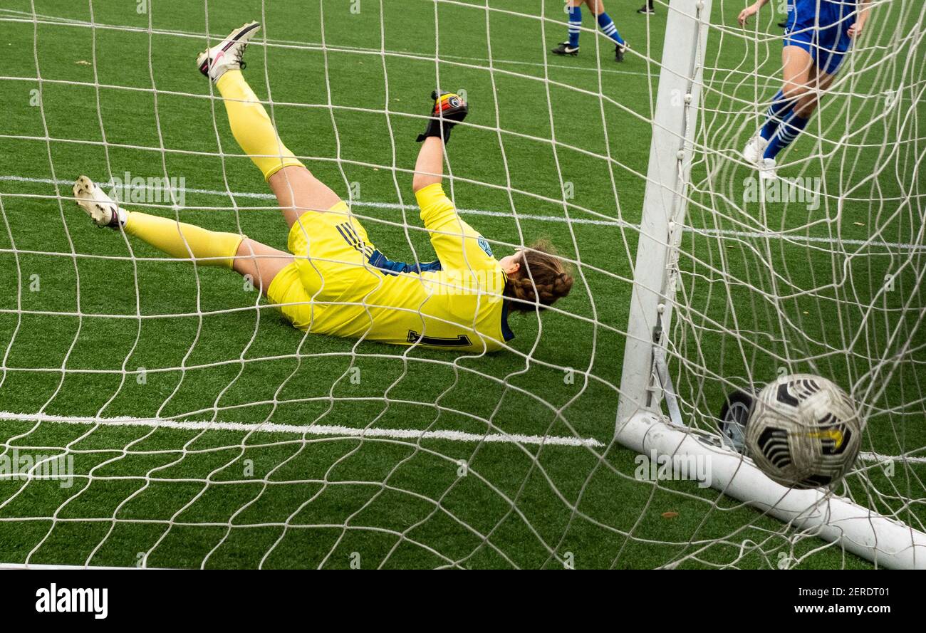 Goalie soccer ball hi-res stock photography and images - Alamy