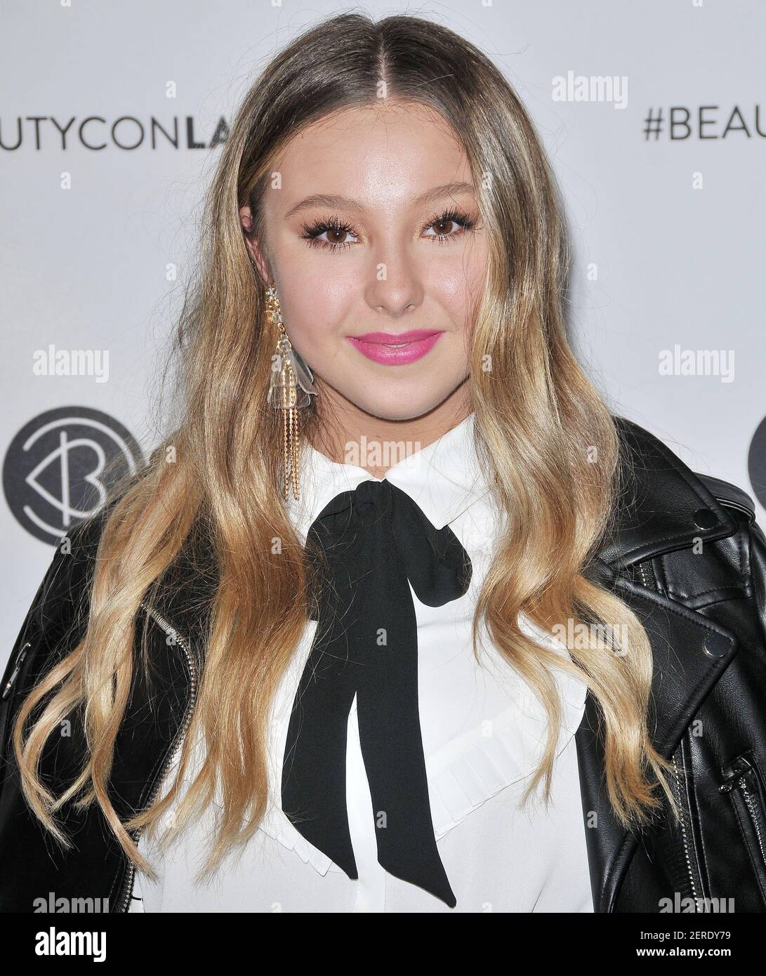 Sophia Lucia arrives at the Beautycon Festival LA 2018 - Day 2 held at ...