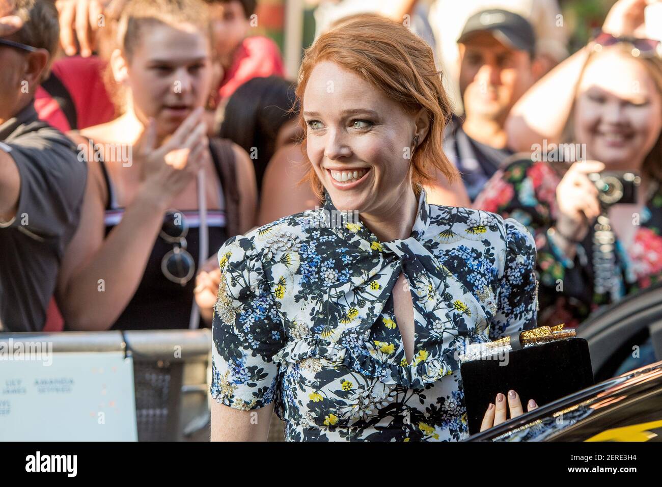 Jessica Keenan Wynn on the red carpet during the premiere of movie ...
