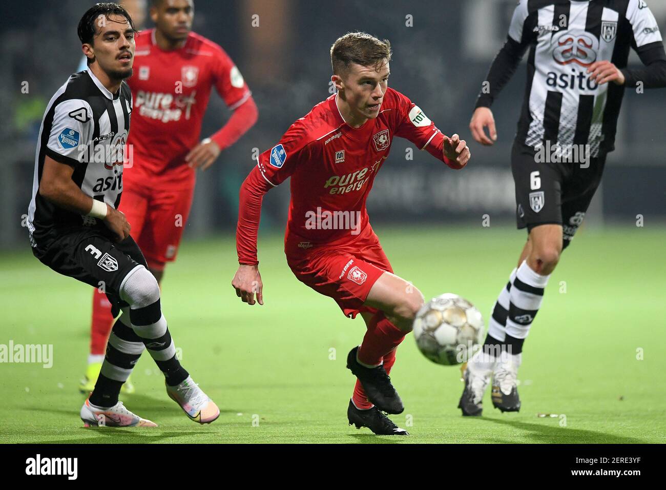 ALMELO, NETHERLANDS - FEBRUARY 27: Giacomo Quagliata of Heracles Almelo ...