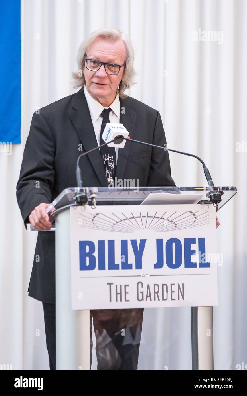 Jim Kerr speaks as Madison Square Garden celebrates Billy Joel's 100th ...