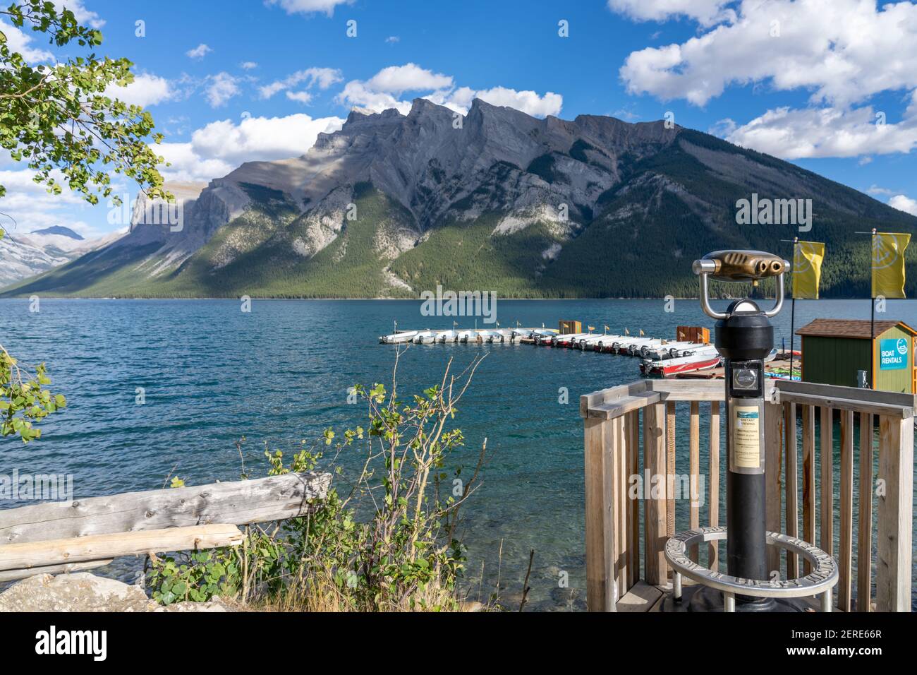 Beautiful landscape minnewanka lakeshore hi-res stock photography and ...