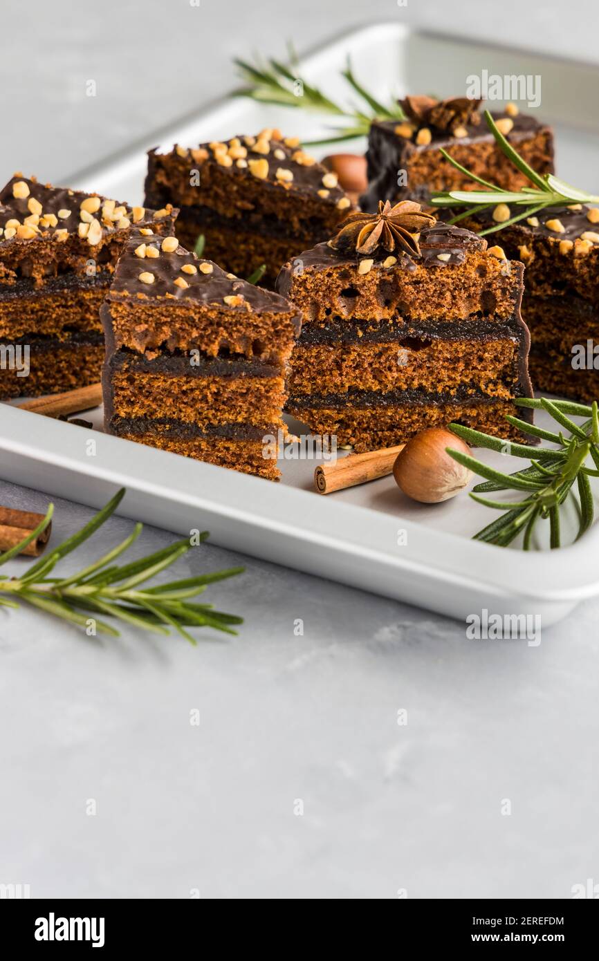 Gingerbread spice cake Stock Photo - Alamy