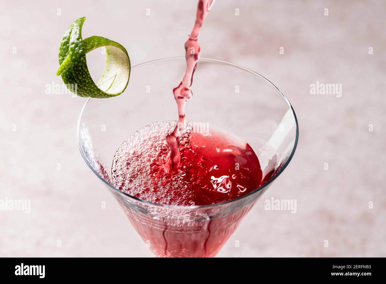 Martini being poured hi-res stock photography and images - Alamy