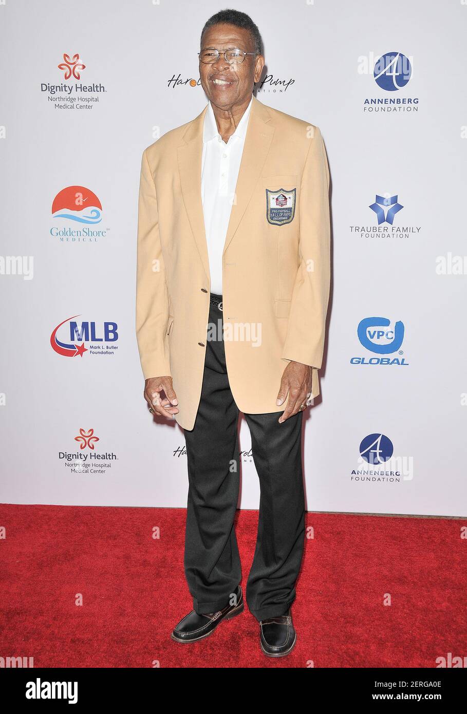 Kenny Houston arrives at the 18th Annual Harold And Carole Pump ...