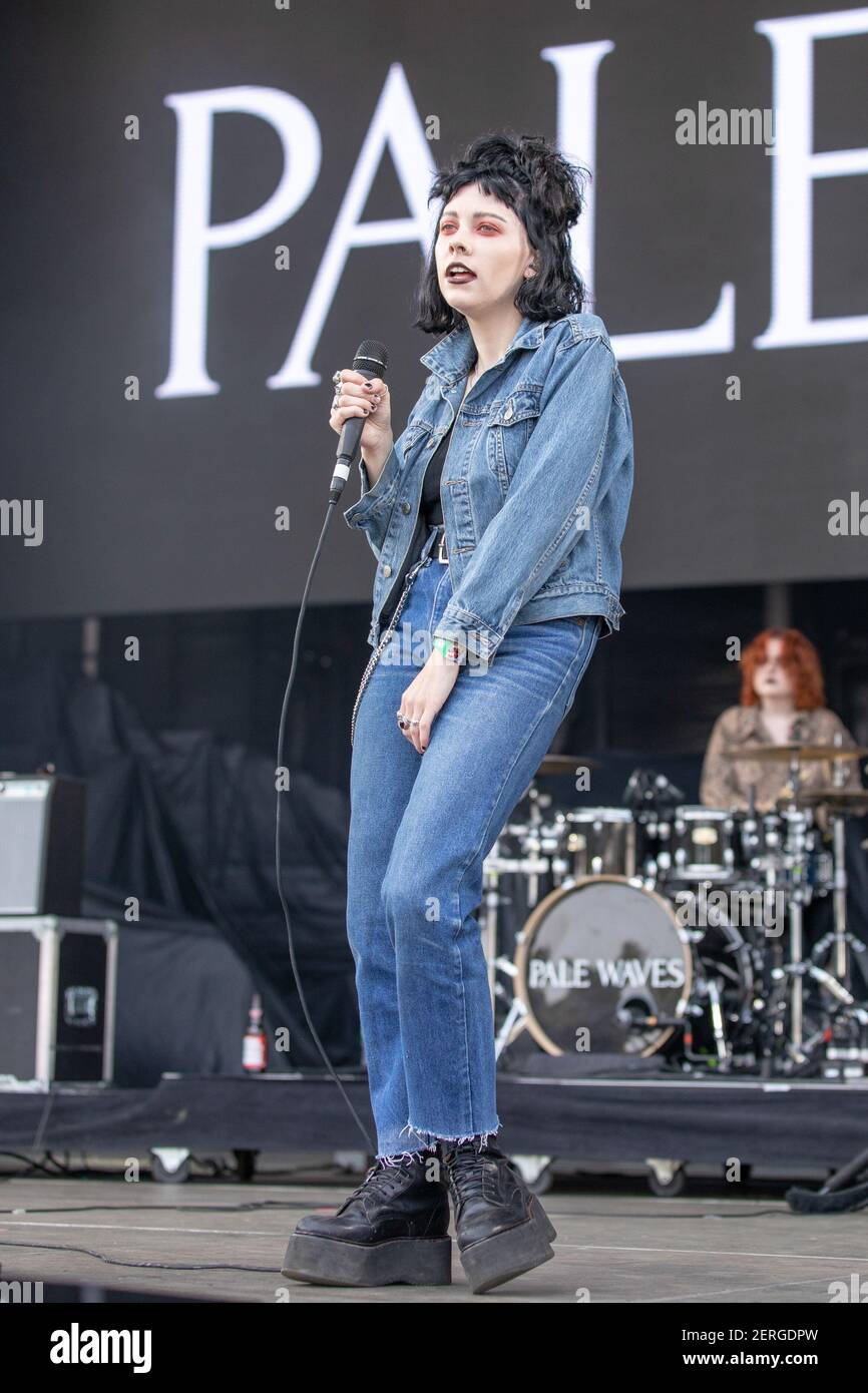 Heather Baron-Gracie and Ciara Doran of Pale Waves during Outside Lands ...