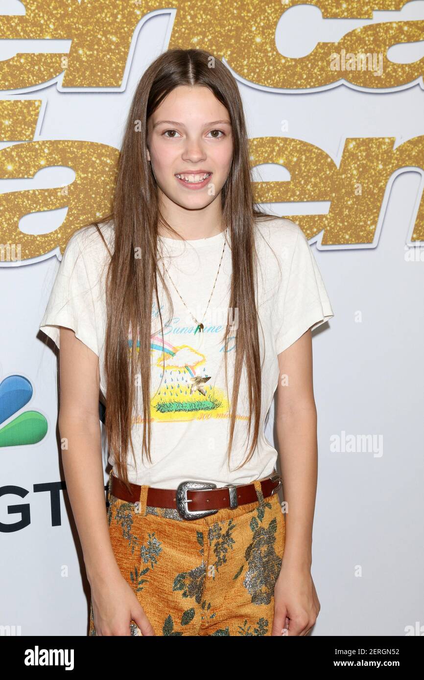 Courtney Hadwin at the "America's Got Talent" Season 13 Live Show Red ...