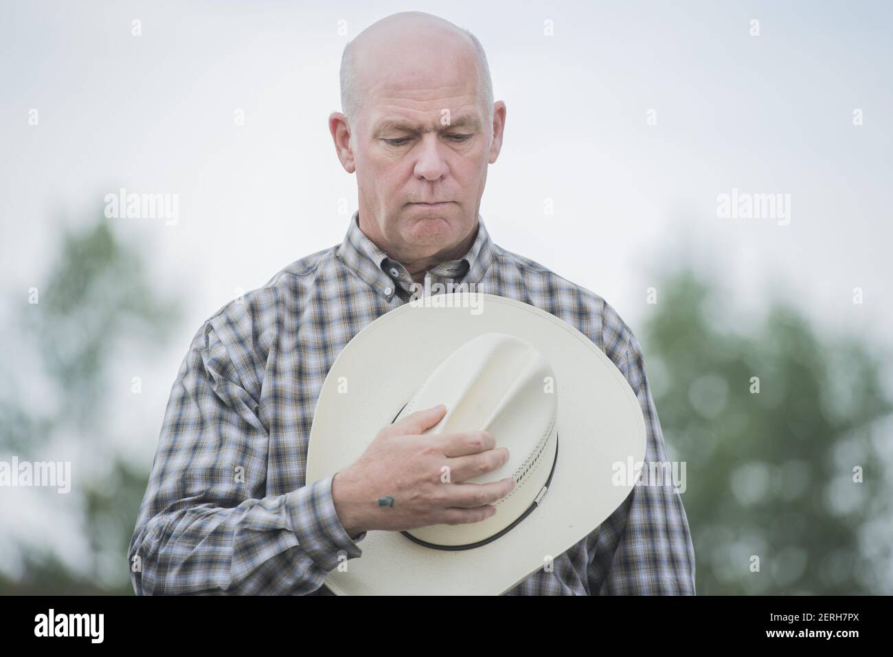 UNITED STATES - AUGUST 18: Rep. Greg Gianforte, R-Mont., bows his head ...