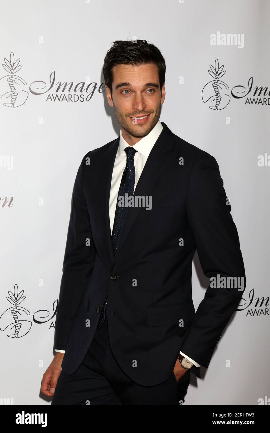 LOS ANGELES - AUG 25: Daniel Di Tomasso at the 33rd Annual Imagen ...
