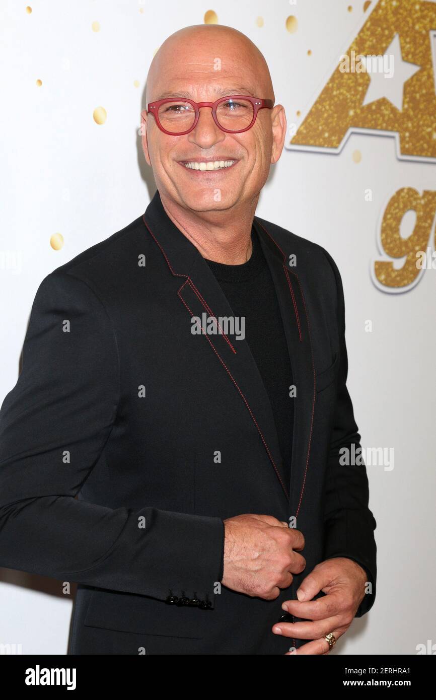 LOS ANGELES - AUG 28: Howie Mandel at the "America's Got Talent" Live ...