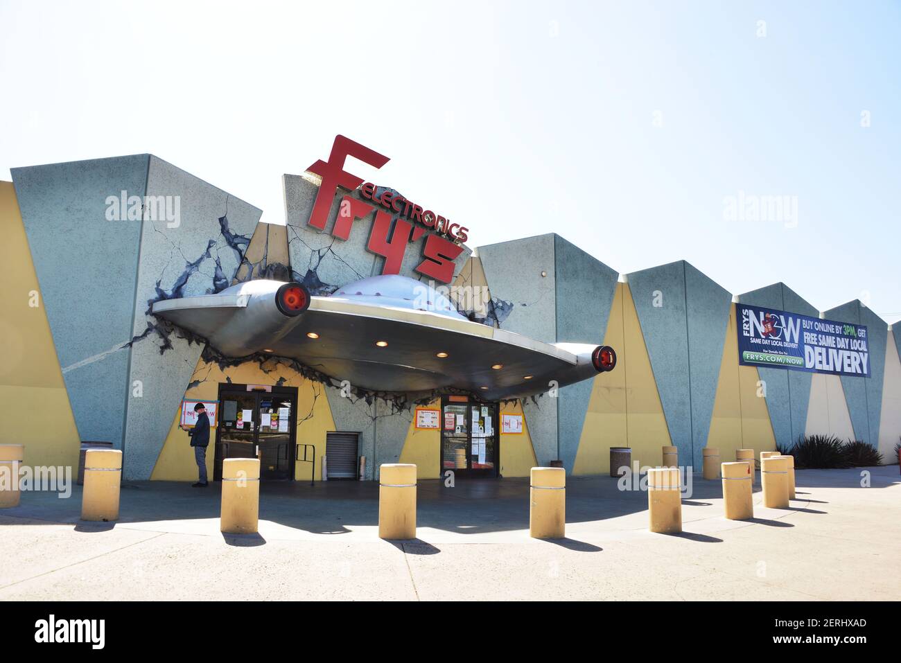 Frys electronics hi-res stock photography and images - Alamy