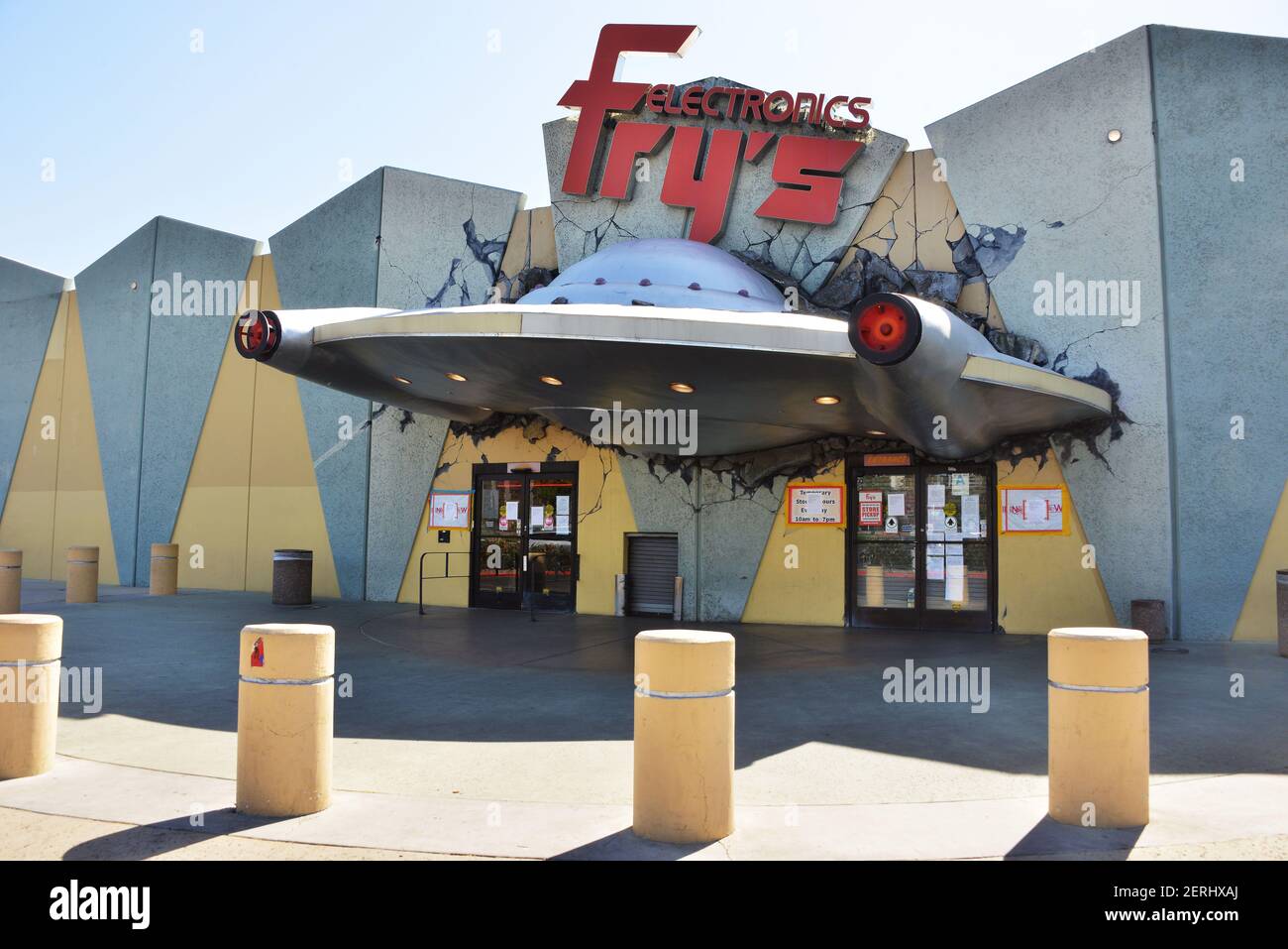 Frys electronics hi-res stock photography and images - Alamy