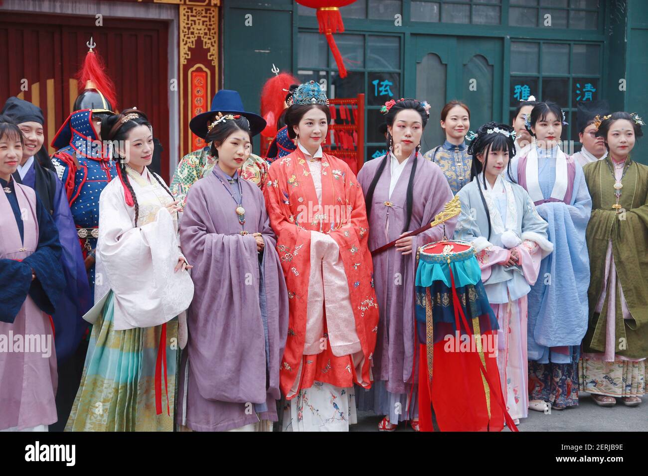 Traditional Clothes China Han High Resolution Stock Photography and ...