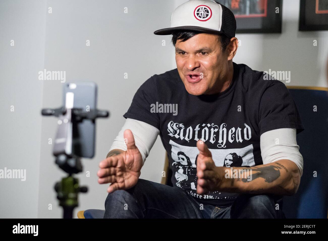 LOS ANGELES - SEPTEMBER 4: Elgin James attends a social media party for ...