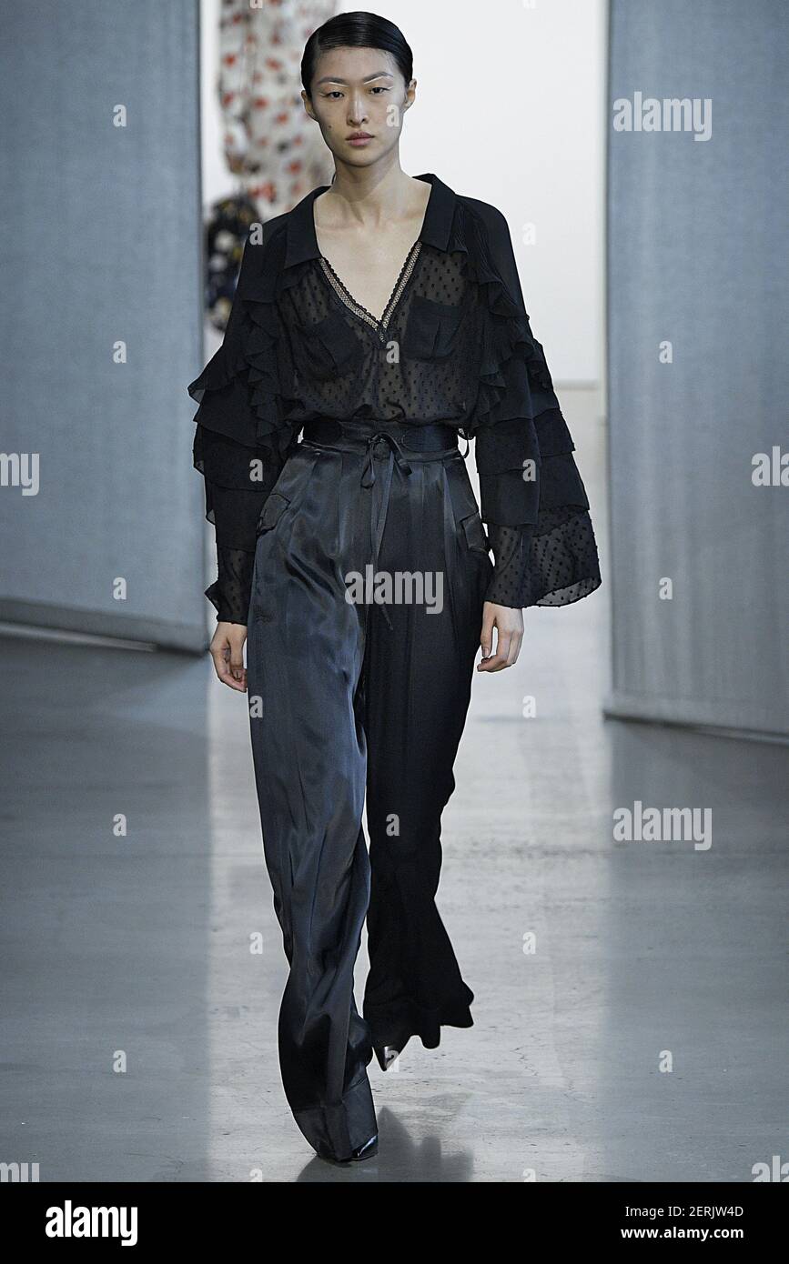 Model Chu Wong walks on the runway during the Self-Portrait Fashion ...