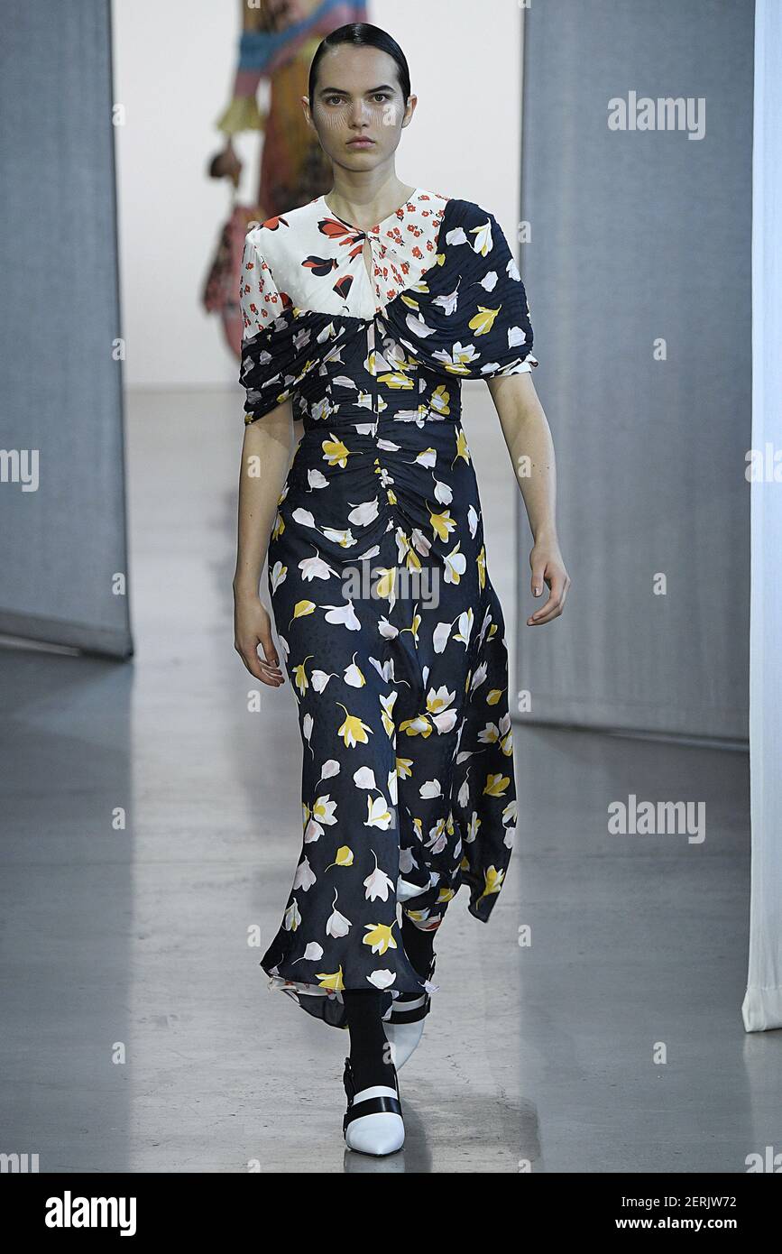 Model Lily Stewart walks on the runway during the Self-Portrait Fashion ...