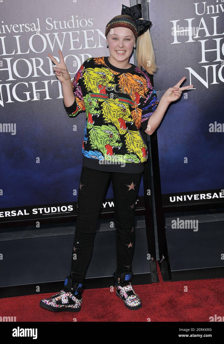Jojo Siwa arrives at the Universal Studios "Halloween Horror Nights ...