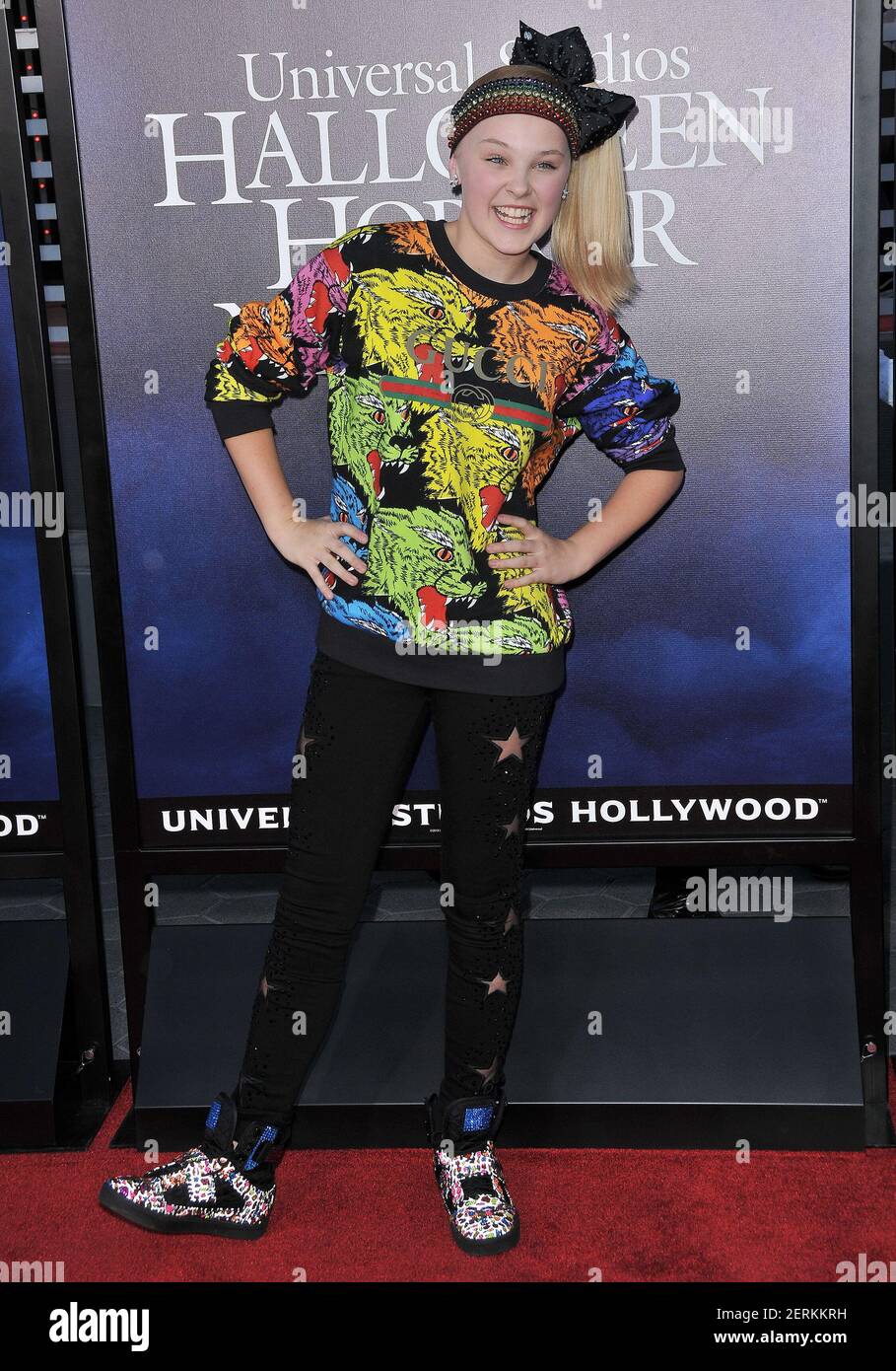 Jojo Siwa arrives at the Universal Studios "Halloween Horror Nights ...