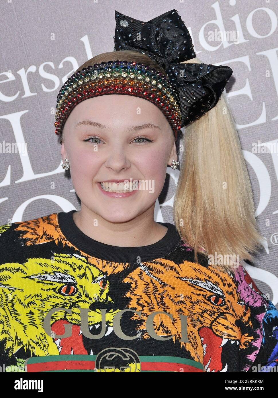 Jojo Siwa arrives at the Universal Studios "Halloween Horror Nights ...