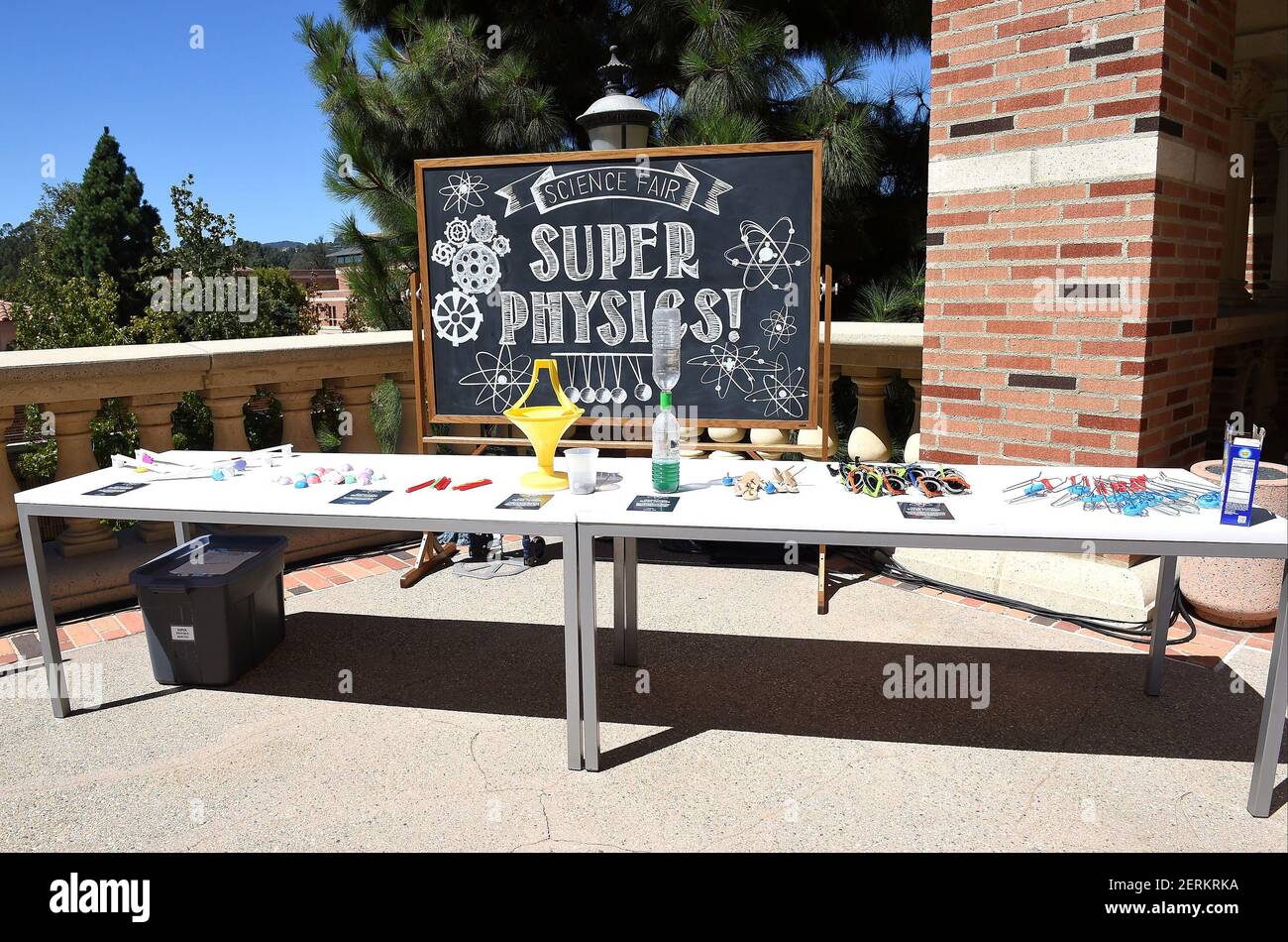 LOS ANGELES - SEPTEMBER 15: General atmosphere during the red carpet ...