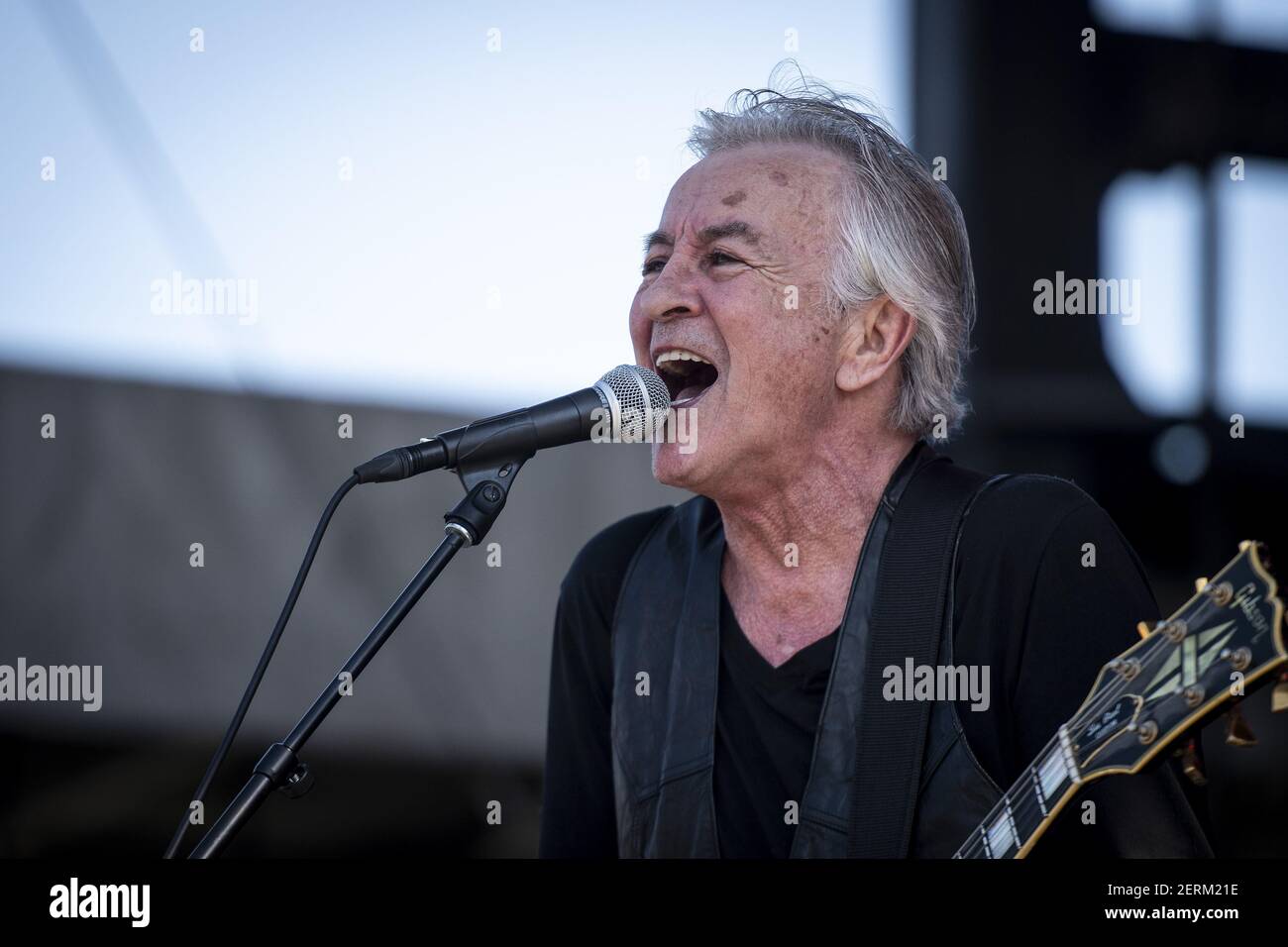 Lee Ving of Fear performs in Douglas Park during Riot Fest Music ...