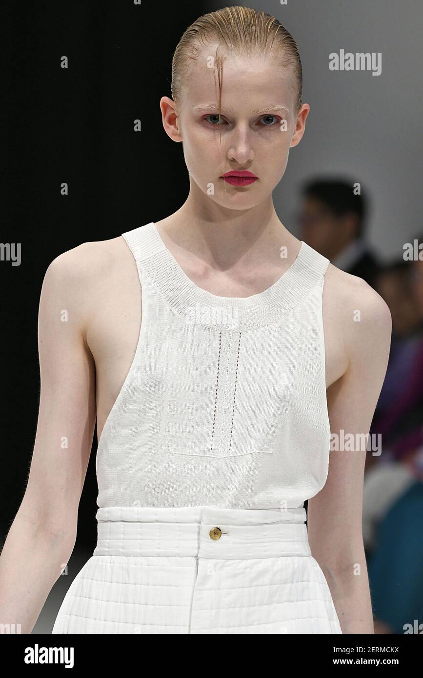 Model Leah Rodl walks on the runway during the Chalayan London Fashion ...
