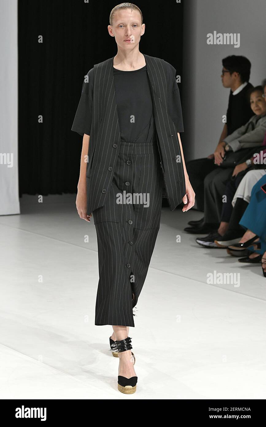 Model Maggie Maurer walks on the runway during the Chalayan London ...