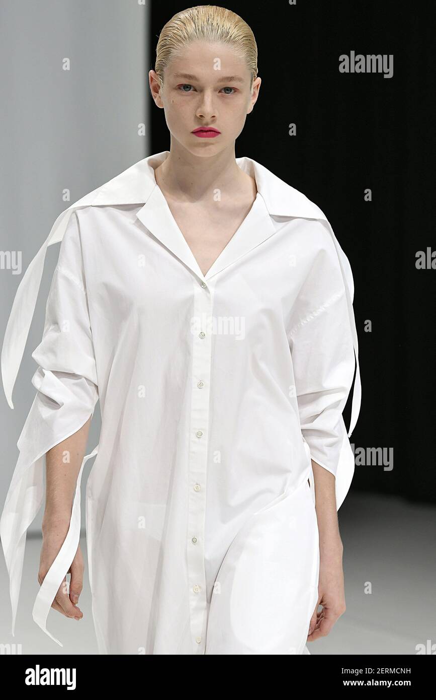 Model Hunter Schafer walks on the runway during the Chalayan London ...