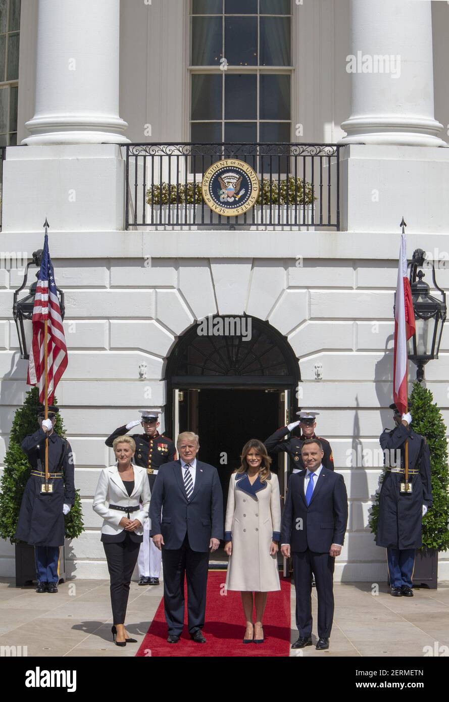 Mrs Kornhauser-Duda, U.S. President Donald Trump, First lady Melania ...