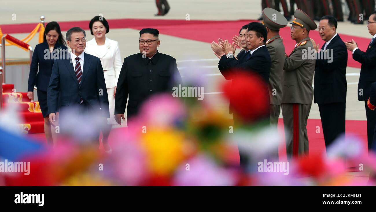 South Korean President Moon Jae In, his wife Kim Jung Sook, North ...