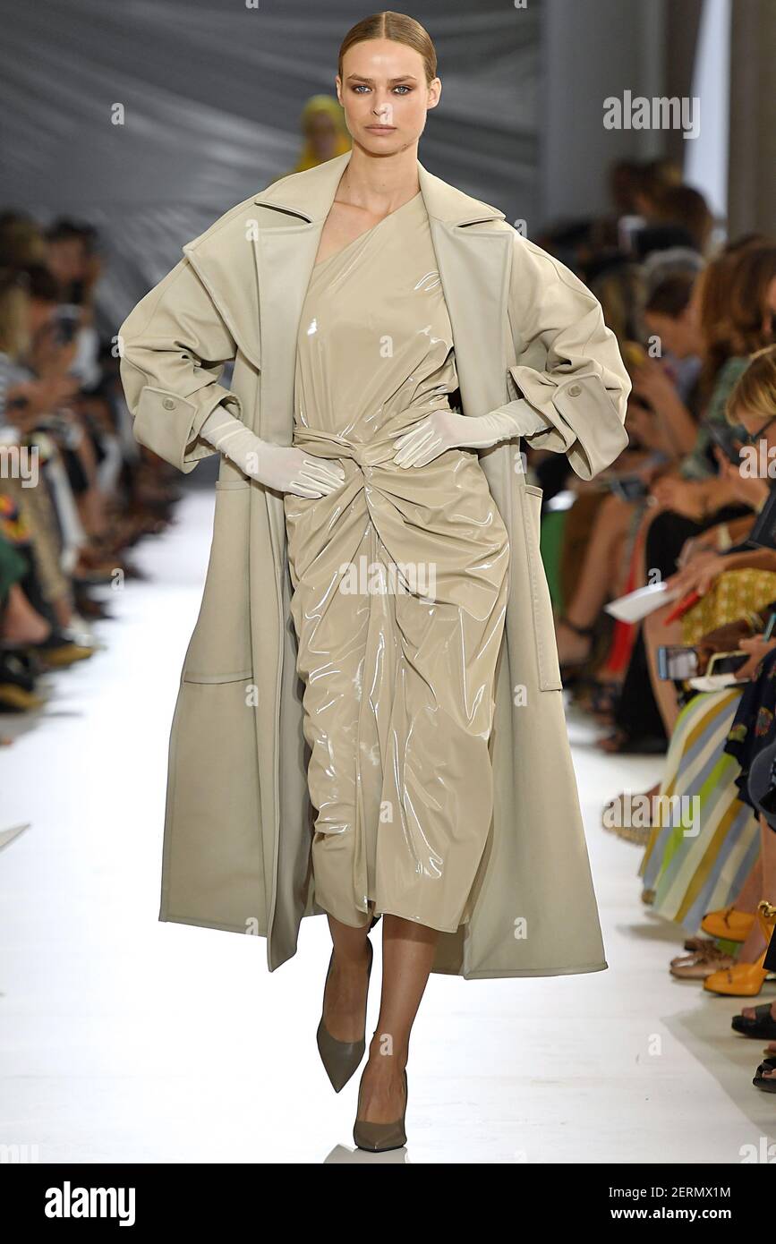 Model Birgit Kos walks on the runway during the Max Mara Fashion show ...